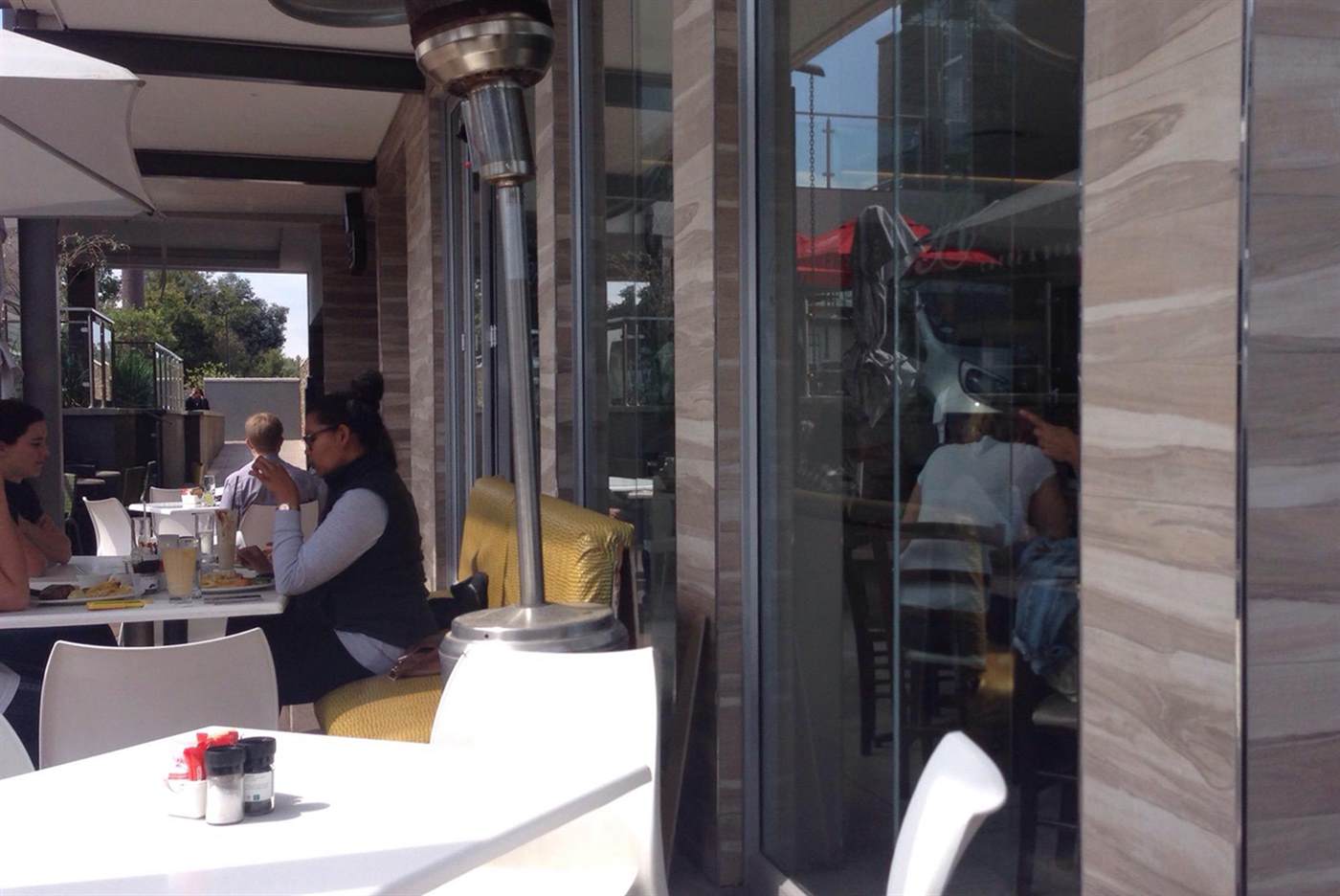 Riverside Caffé & Bistro - Bryanston