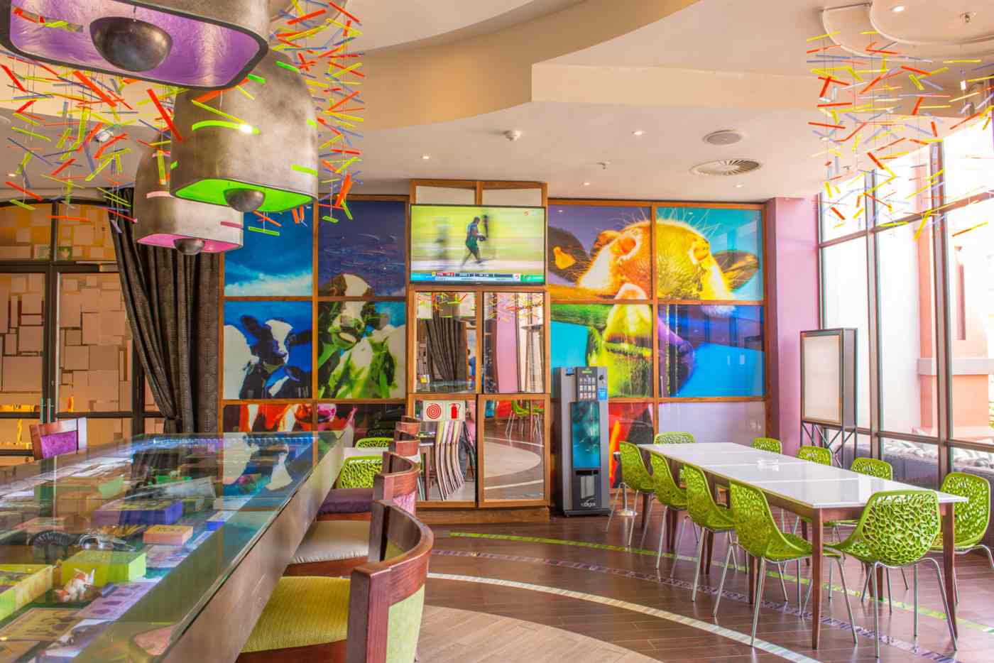 Moo Bar - Rio Casino