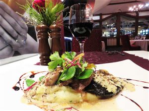 High Stakes Restaurant - Emerald Resort & Casino